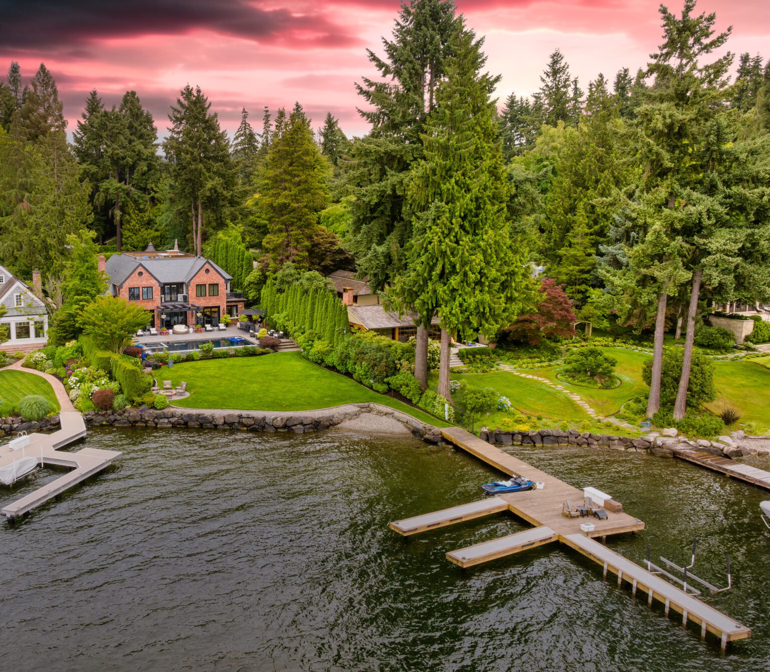 Landscaping Services for Homes & Businesses- Rich Landscaping